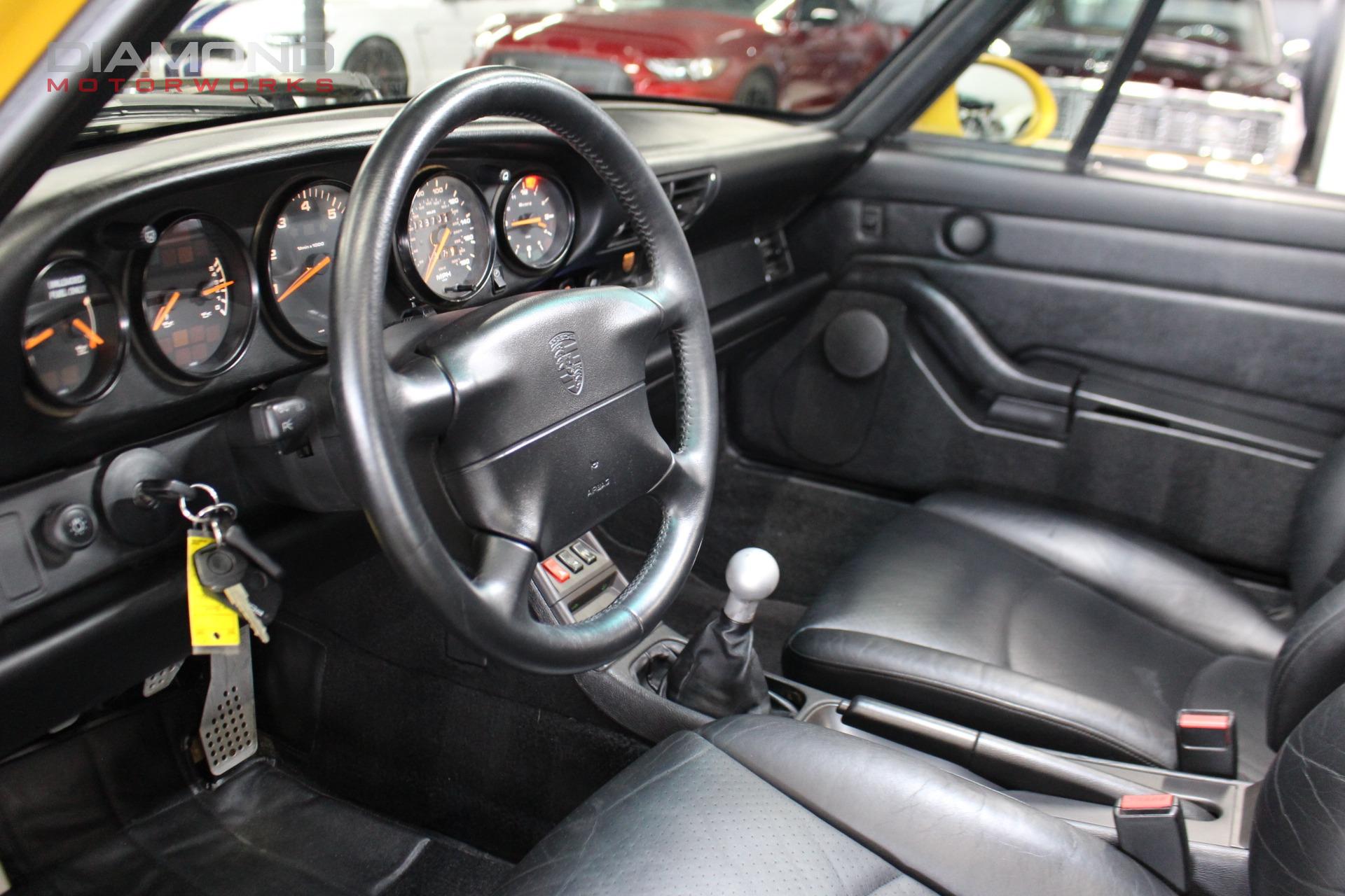 1995 Porsche 911 Interior